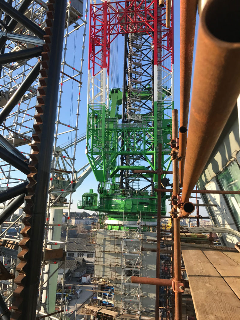 Jack-up vessel Apollo